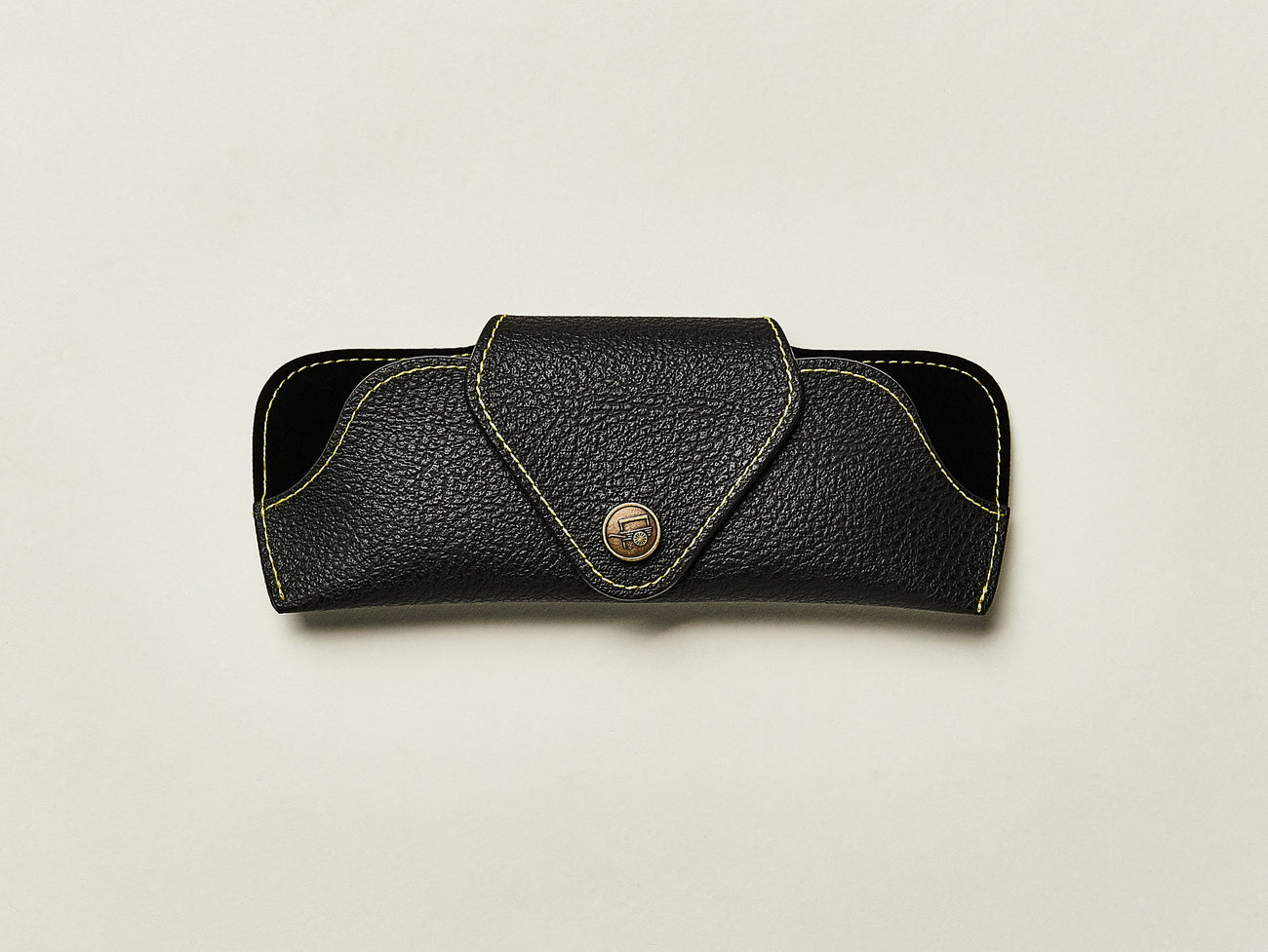 OLD SCHOOL SNAP CASE | MOSCOT