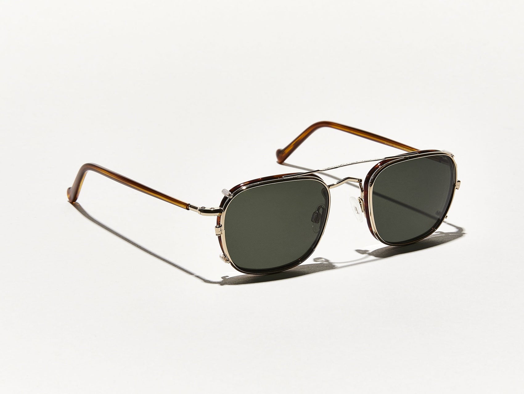 SCHLEP CLIP | Square Clip-on Sunglasses | MOSCOT
